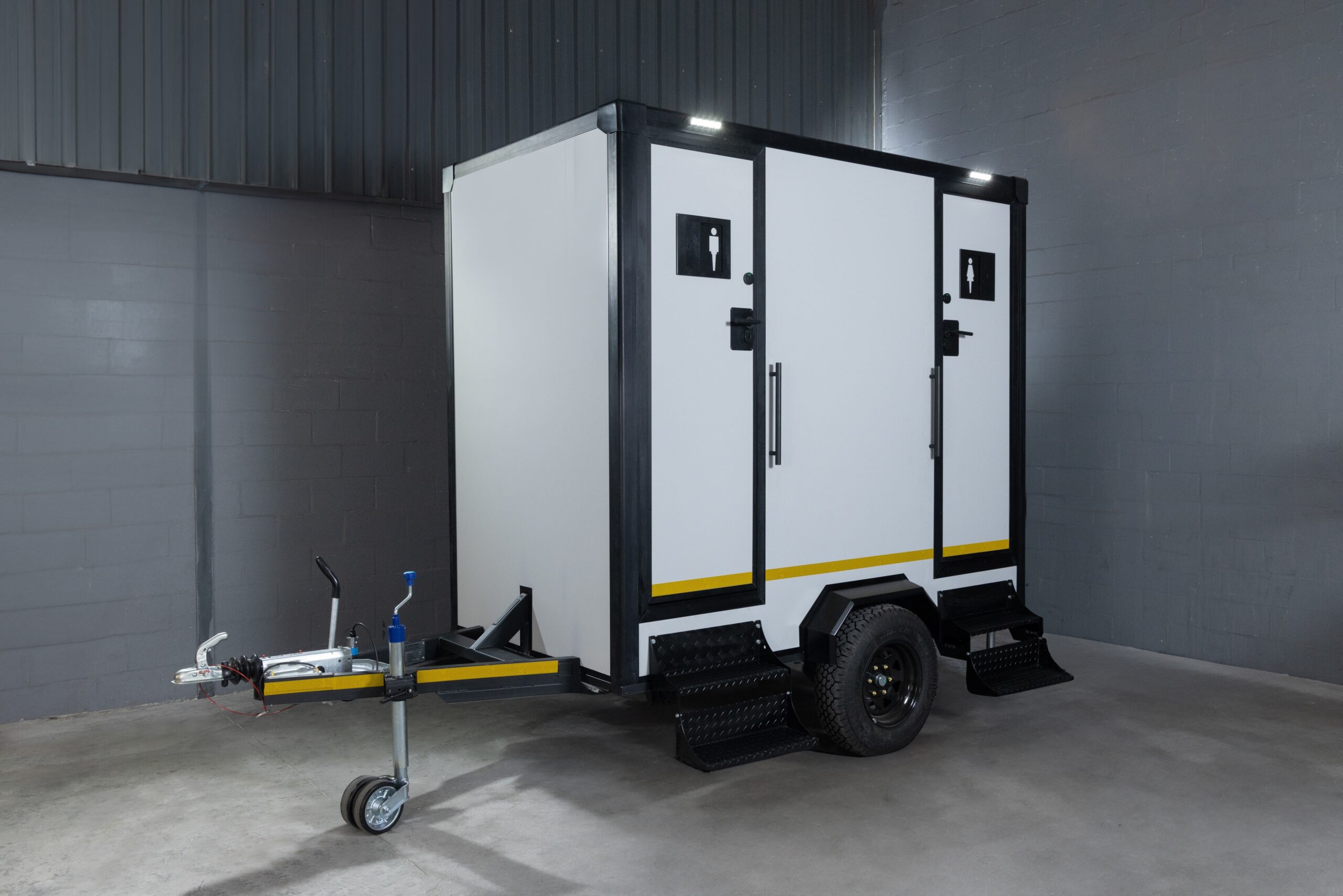 Luxury & Portable Toilet Rentals With Fancy Flush
